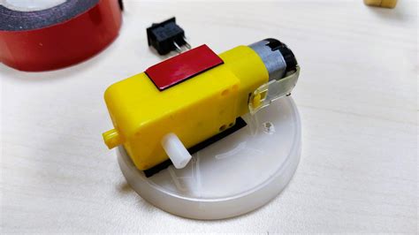 robotics for school create four easy robots using simple materials