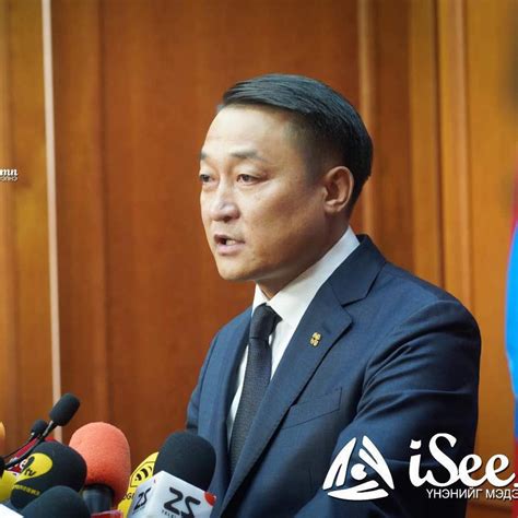 Олимпийн эрх олгох чөлөөт бөхийн тэмцээнийг монгол шүүгч Б Атангадас шүүлээ Isee Mn