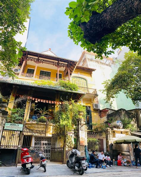 Coffee History And Architecture Of The French Quarter Tour