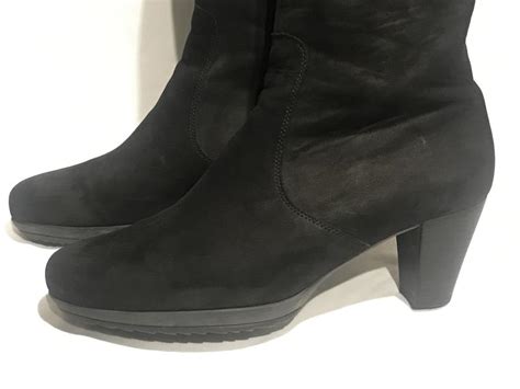 Чоботи сапожки — ціна 500 грн у каталозі Чоботи Купити жіночі речі за доступною ціною на Шафі