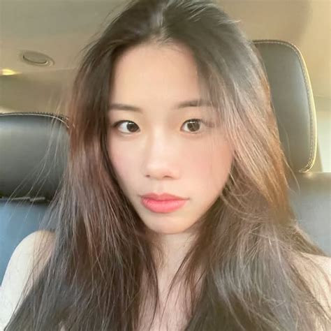 Isheila • Threads Say More