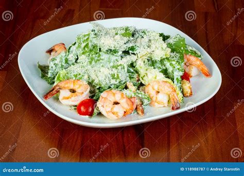 Caesar Salad With Prawn Stock Image Image Of Salad 118988787