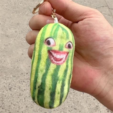 널 닮은 잇몸만개 오이수박키링 열쇠고리 자동차 키 애완 힐링템 생일 쓸데없는 신박한 선물 에이블리