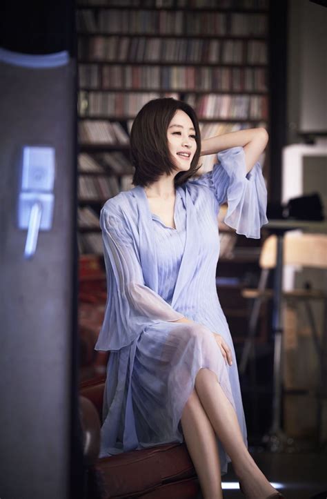 Sitting Poses Role Models Goddess Korea Ballet Skirt Ruffle Blouse Asian Actresses Mini