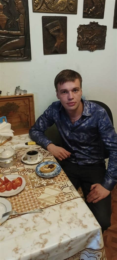 Ищу девушку симпатичную и верную Питер Знакомства в Питере Санкт Петербург СПБ