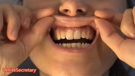 Sexy Teeth Jessica The Pink House Clips4sale