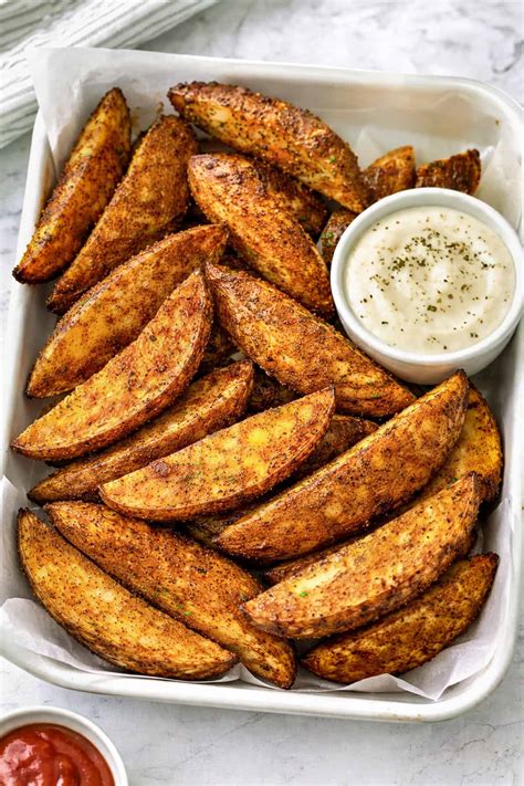 Crispy Spicy Potato Wedges Air Fryer The Sassy Foodie
