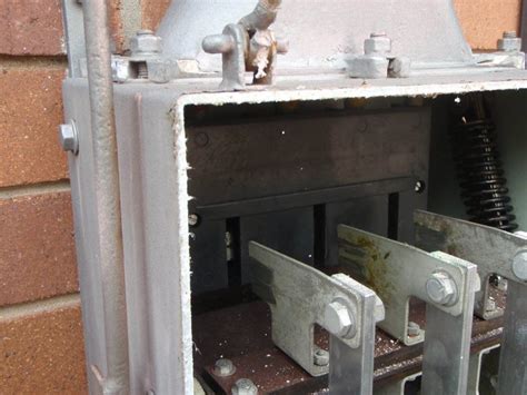 Woven Asbestos Seals In Fuse Switch Boxes Asbestos Product Guide