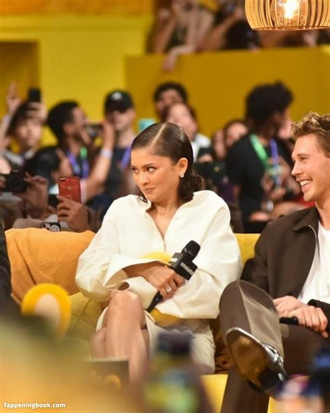 Zendaya Zendaya Nude Onlyfans Leaks The Fappening Photo 7171393
