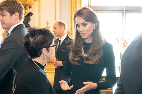 Catalina De Gales Cuál Es La Piedra Favorita De Isabel Ii Que La