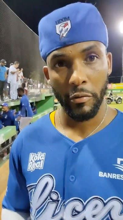 Miguel Andújar Luego De La Victoria De Los Tigres Licey Lidom Mlb