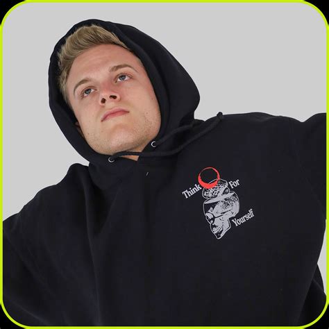 Apparel Joe Bartolozzi