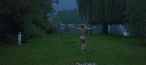 Vanessa Kirby The White Widow In Mission Impossible Nude And Sexy 2