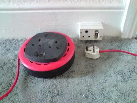 Old Round Pin Plug Socket DIYnot Forums