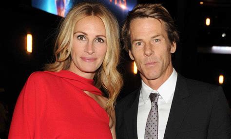 Julia Roberts Reveals Who Her Striking Daughter Hazel Looks Like Nestia