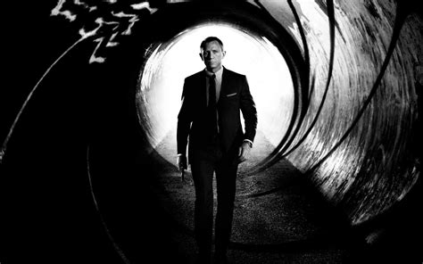 Daniel Craig 6 Wallpics Net Wallpapers Photos Pictures Backgrounds
