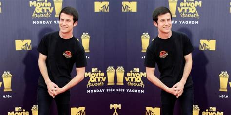 Who Is Dylan Minnettes Girlfriend Everything To Know About Lydia Night Yourtango