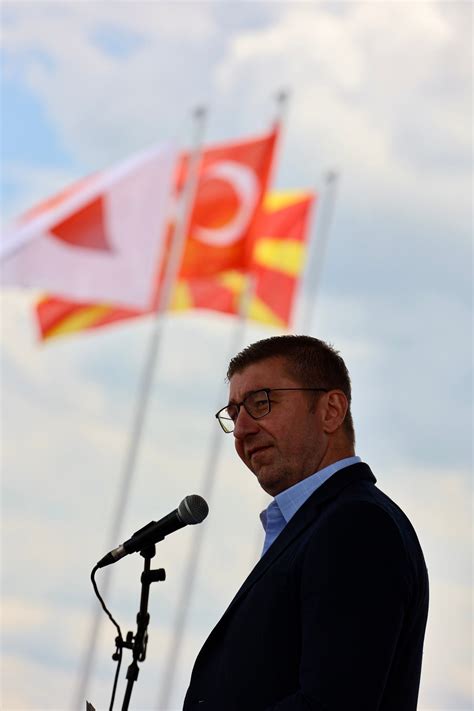 Hristijan Денеска имав чест да присуствувам на поставувањето на камен темелникот на фабриката