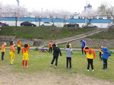 키즈런스포츠클럽 키즈런 유소년 축구교실 초등4학년 스트레칭수업