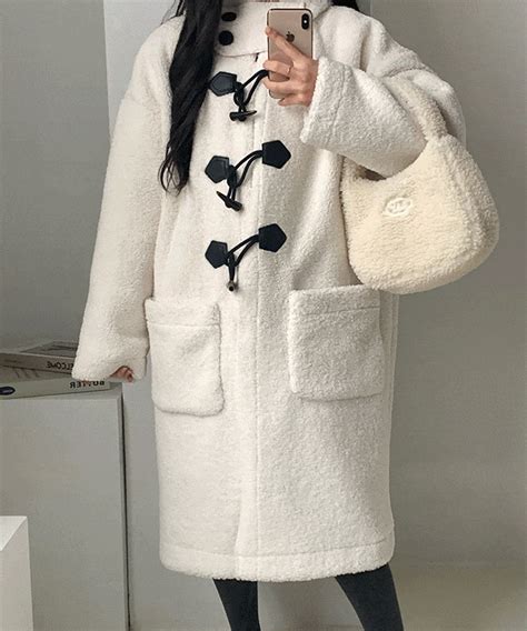 누빔안감💗한겨울까지 귀여움주의 양털 후드 아방핏 뽀글이 버튼 떡볶이 롱코트 자켓 겨울코트 오버핏코트 겨울 롱코트 키작녀 에이블리