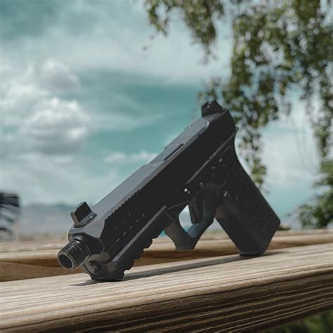 Package PF940C Compact OCS Slide And Threaded Barrel BLK Polymer 80 Kits