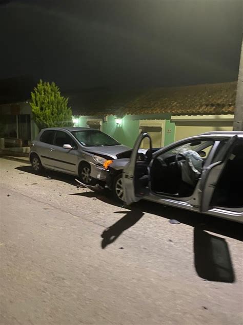 Bateram No Carro Da Minha Namorada Que Depois Bateu No Meu R Autotuga