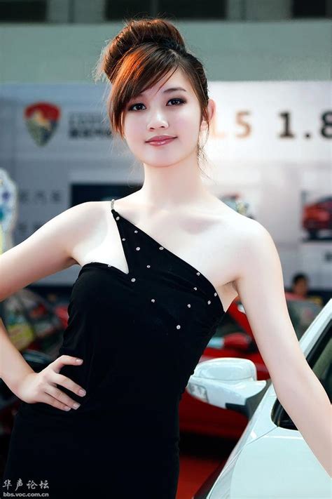 超級美麗的美麗車模 每日頭條