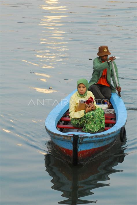 Sholat Idul Fitri Antara Foto