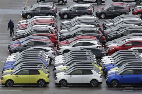 Японы худалдааны алдагдал ихэсчээ