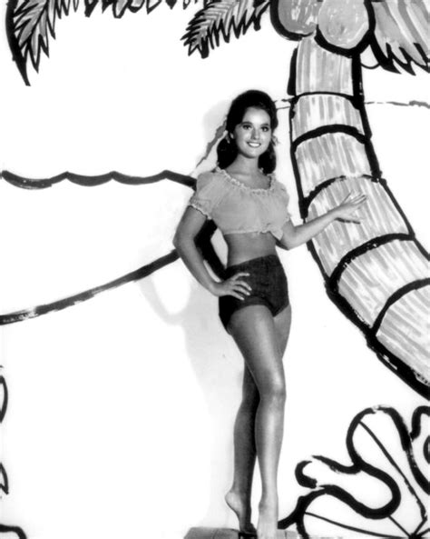 28 Fascinating Photos Of Dawn Wells As Mary Ann Summers On Gilligans