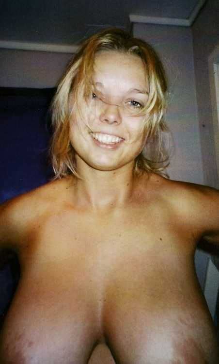 Photo Big Tit Babe 7114