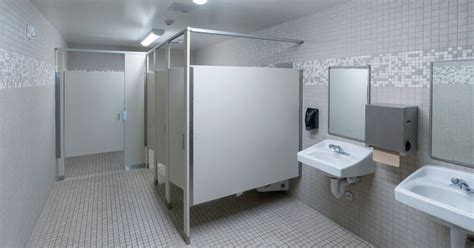 Texas School Security Officer Fired For Leaving Gun In Campus Bathroom