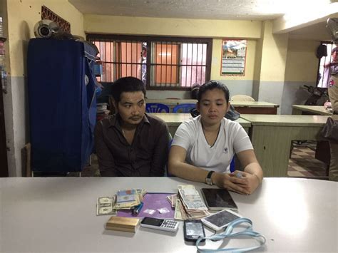 គូស្នេហ៍មួយគូ ត្រូវនគរបាលប៉ុស្តិ៍ផ្សារថ្មីទី៣ ឃាត់ខ្លួន ពាក់ព័ន្ធករណីគ្រឿងញៀន នគរដ្រេហ្គន