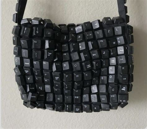 Elite Station On Linkedin Funnypost Girldeveloper Keyboard