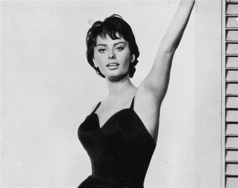 Sofija Loren U Javnosti Posle Duže Pauze I Italija I Svet Su Na Kolenima