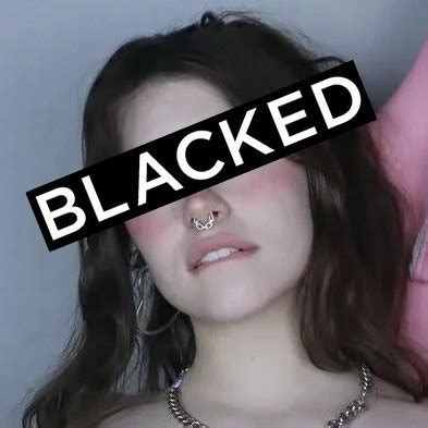 V Whiteboi V Twitter