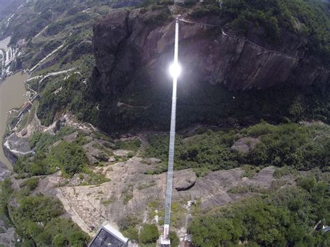 Worlds Longest Glass Bridge 590ft High Opens In China Tourists Too