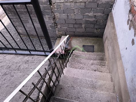 იყიდება ბელეტაჟი ცენტრში შენი სახლის სააგენტო