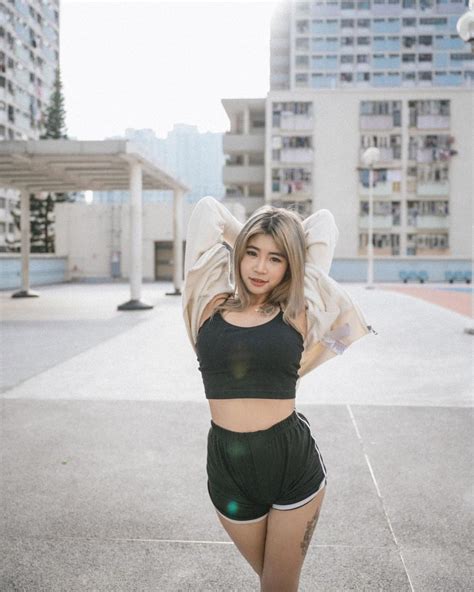 第二位港產女優alice Wong為照顧囝囝下海 曾遭前夫辱罵反擊：無作奸犯科害人問心無愧