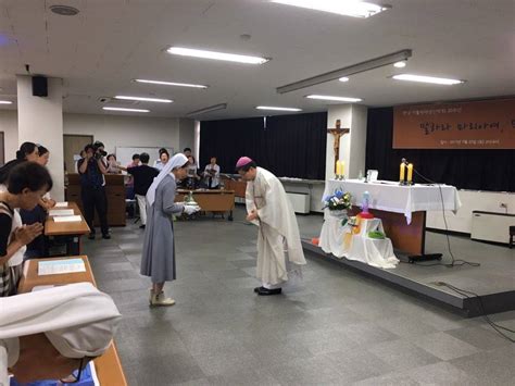 가톨릭여성신학회 [한국가톨릭여성신학회 20주년 미사] 초 봉헌 예수를 만난 후 일곱 마귀로부터