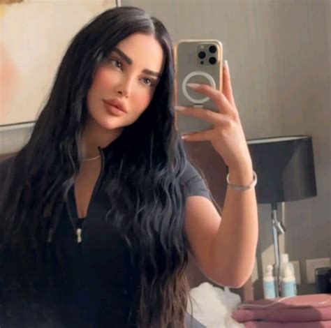 راقصات وعاريات Facebook