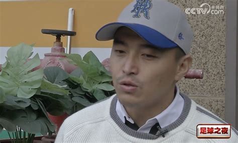 冯潇霆：在国家队失误后，国脚被骂了心理负担会很重 直播吧