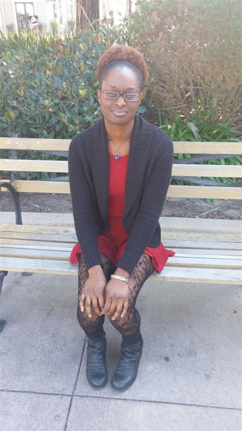 Upskirt Ebony Shesfreaky