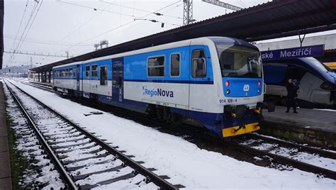 Čd Class 814 Regionova Surprisingly Striking In The Current Corporate