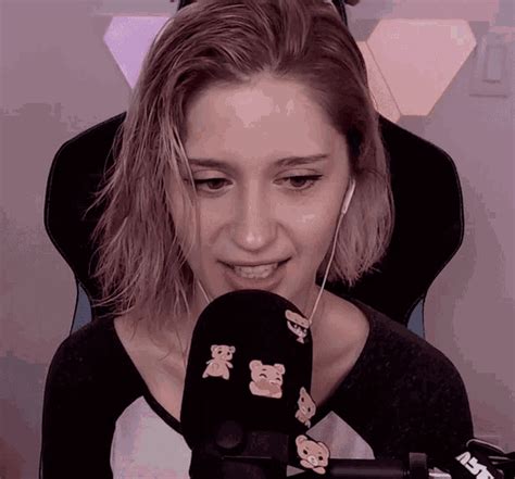 Ally Wild S Instagram Twitter Facebook On Idcrawl