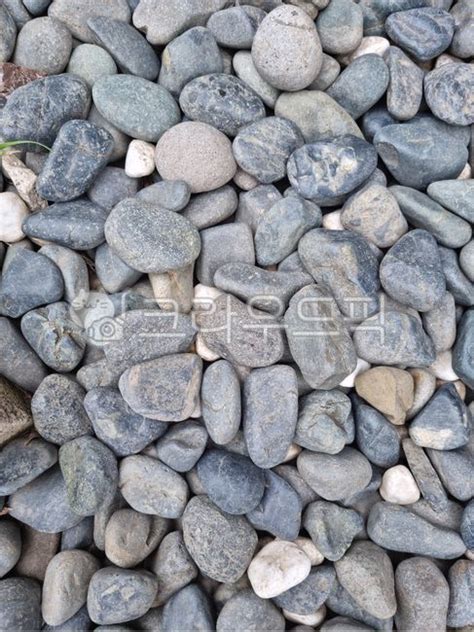 자연 자갈 돌 광물 돌멩이 사진이미지일러스트캘리그라피 Binimin작가