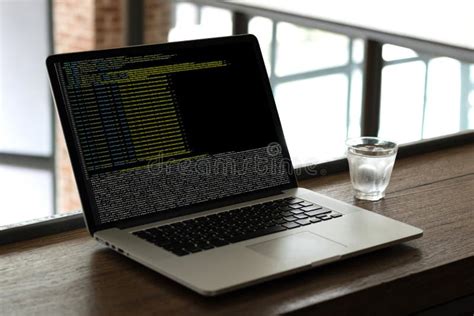 Kodieren Sie Fokus Auf Dem Programmiercode Der Php Html Kodiert Das Cyberspac Kodiert