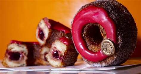 On The Cronuts Th Birthday Dominique Ansel Las Vegas Debuts Ice Cream Pastries Eater Vegas