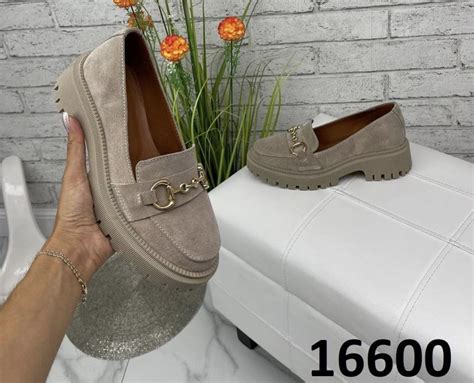 Лоферы женские на тракторной подошве натуральный замш бежевые Id 1913206203 цена 1640