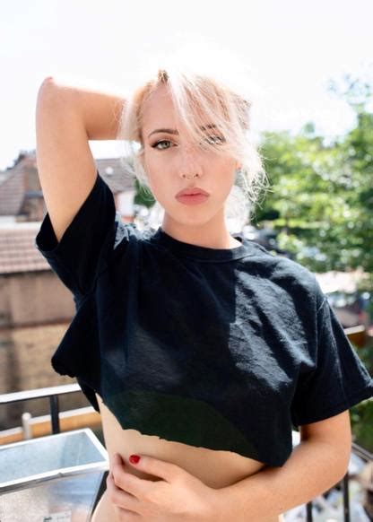 Isabel K Models Plus